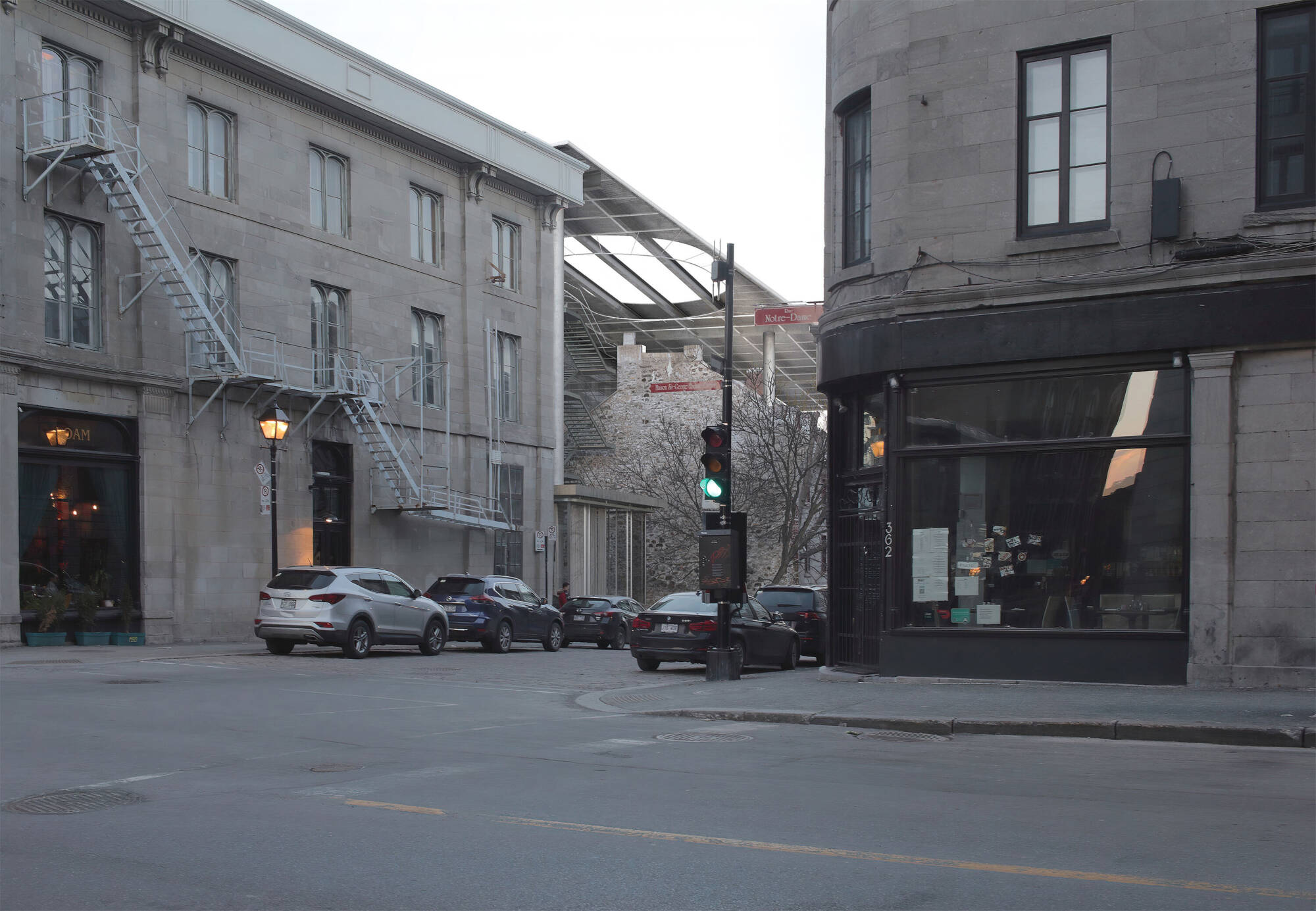 PHI Contemporary — TEN